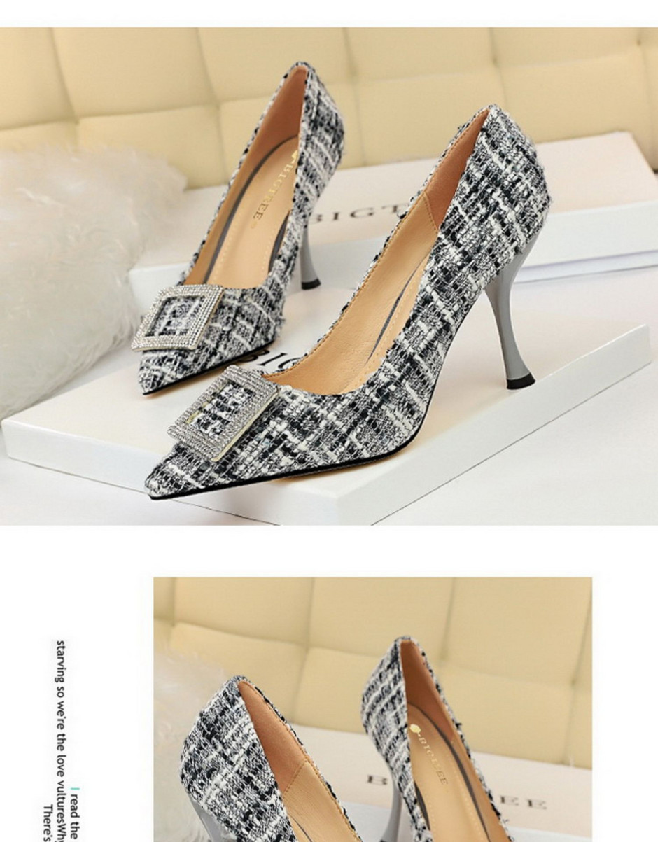 Badu.gr Χρωματιστά γυναικεία παπούτσια με μυτερά μοντέλα με τακούνι 8 cm - Badu.gr